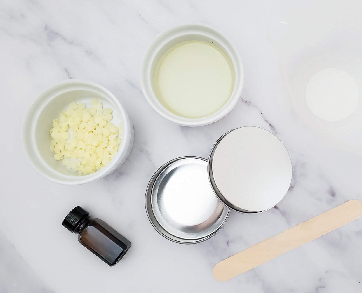 Sore Muscle Rub - Little Frugal Homestead