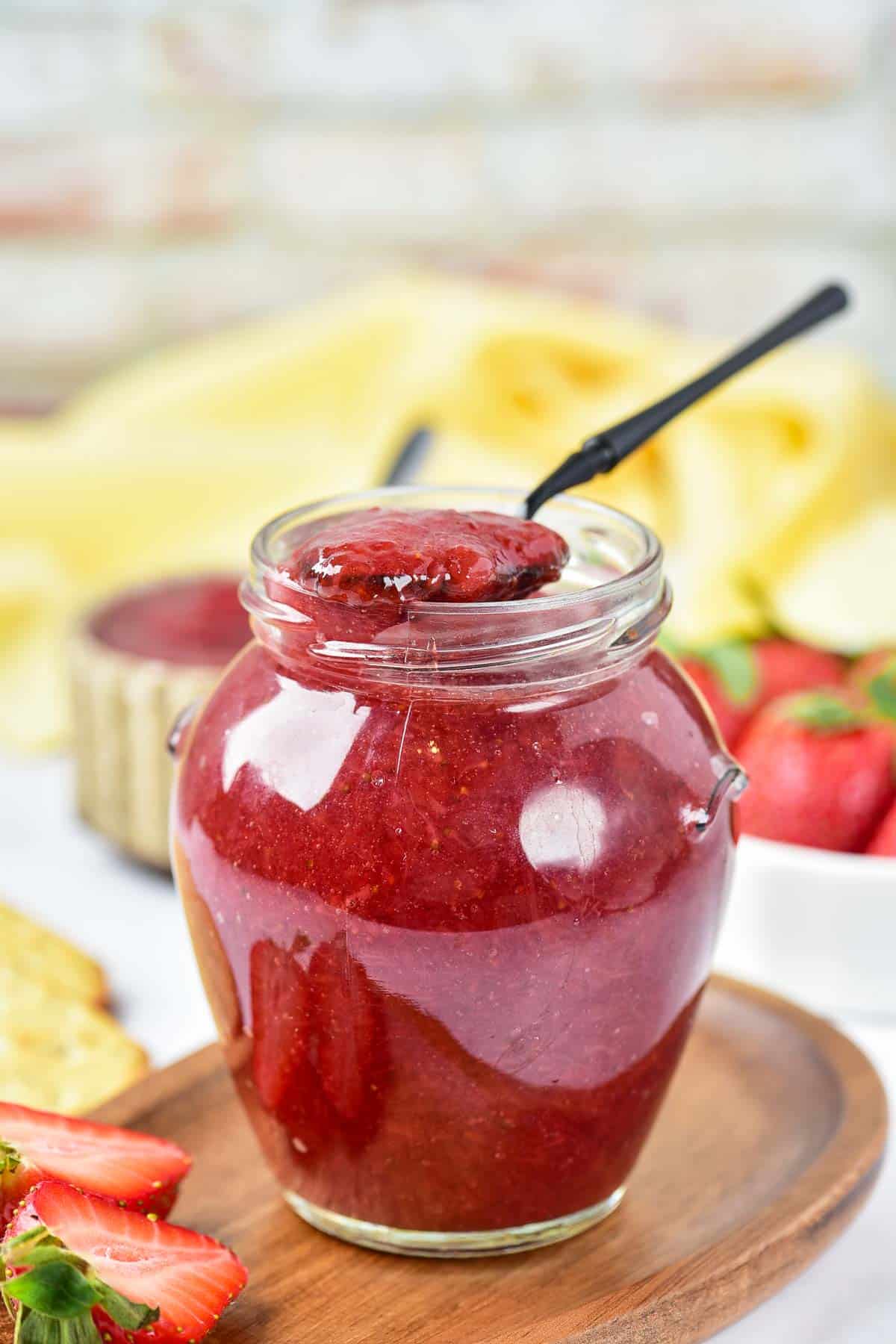 No-Pectin Easy Strawberry Jam - Little Frugal Homestead