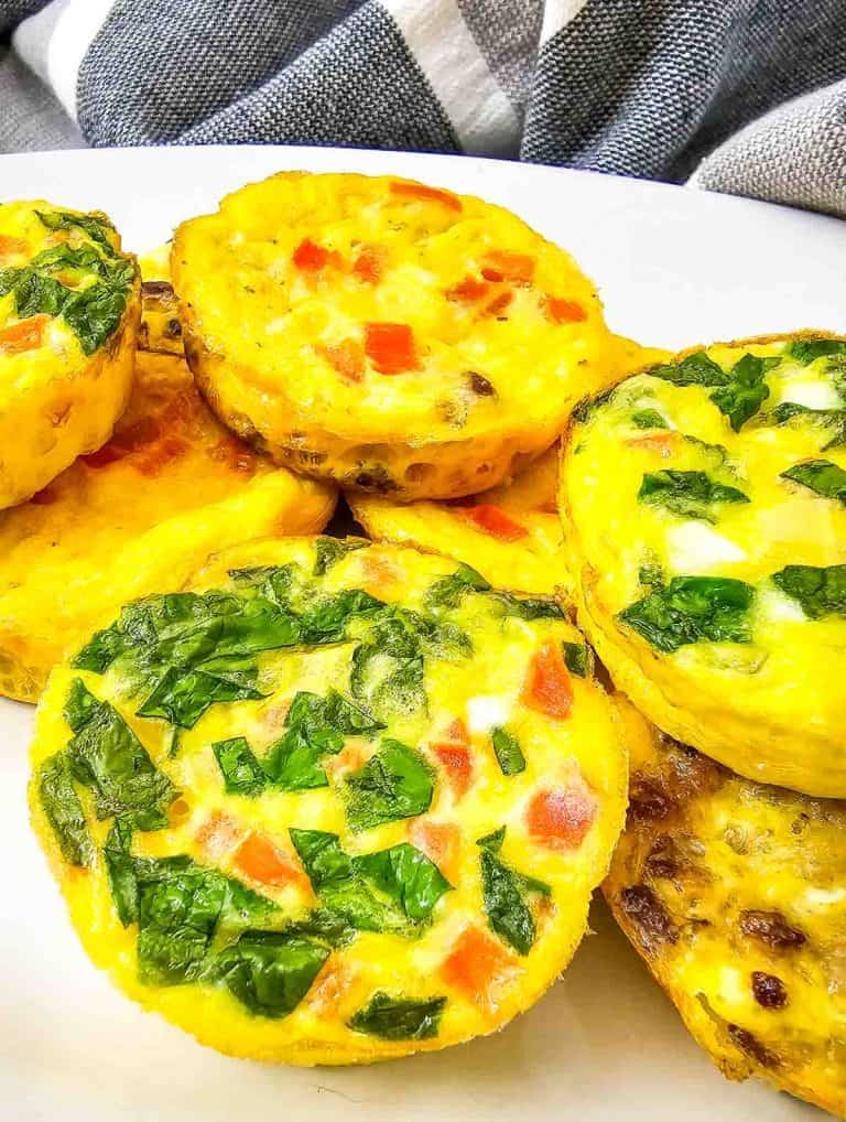 Mini Omelets - Little Frugal Homestead